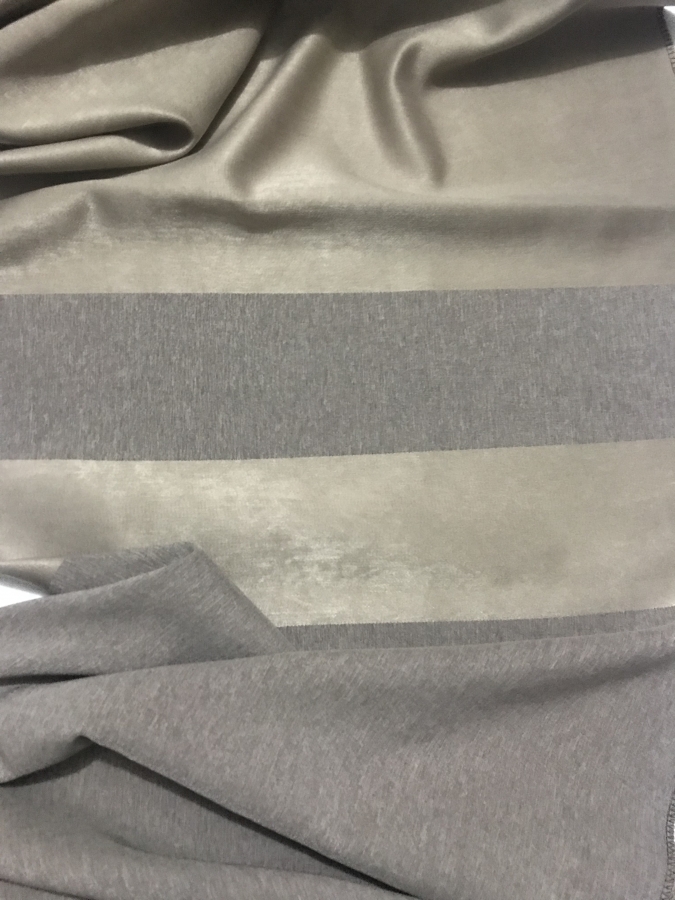 Draperie Cu Model Dungi, Otto House