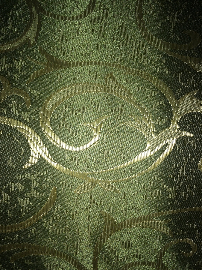 Draperie Verde Cu Model Crengute Galbui, Otto House