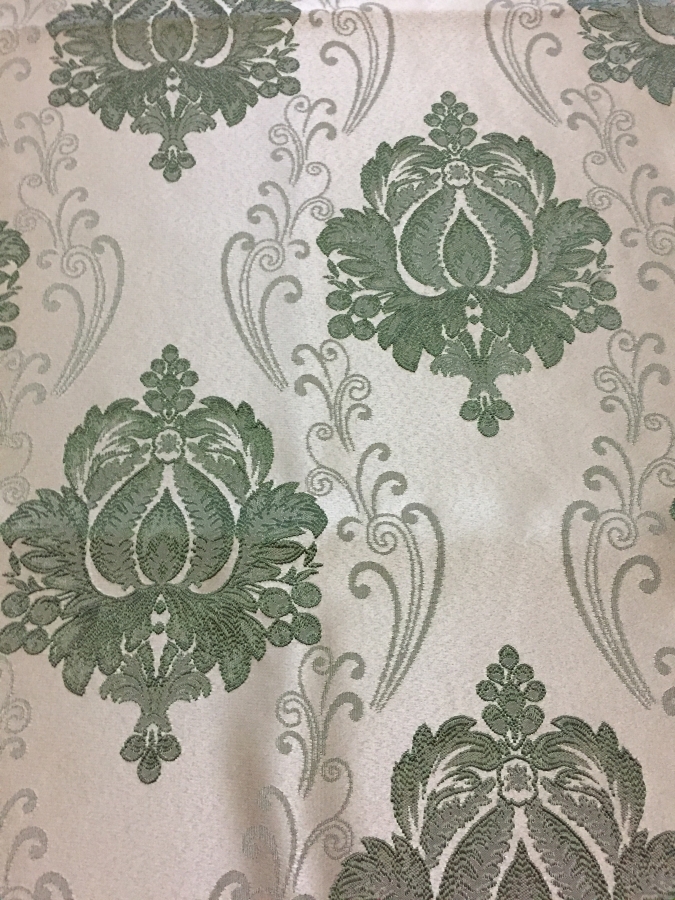 Draperie Verde Cu Model Regal, Otto House