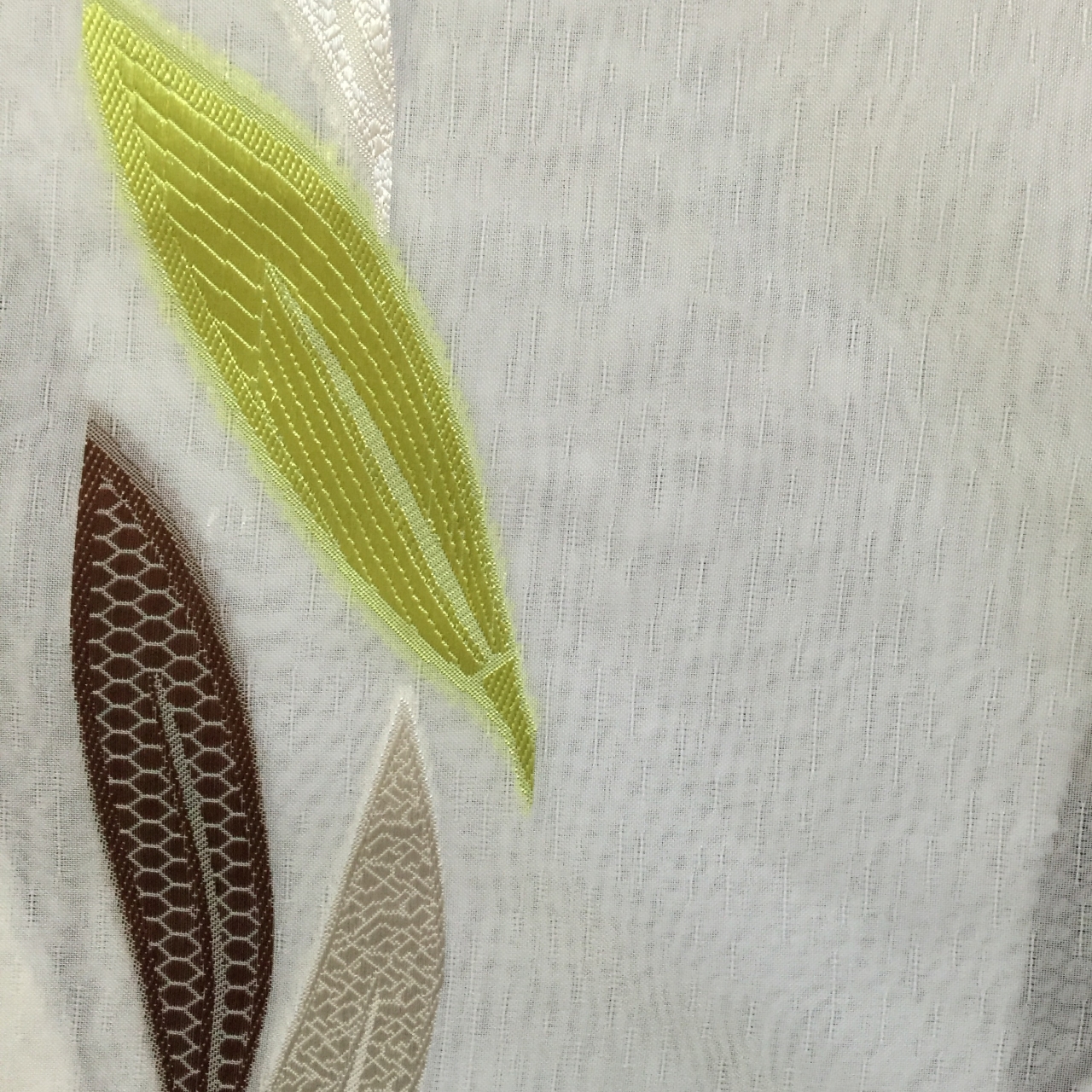 Perdea Organza, Fond Alb Perforat, Model Frunza , Verde,maro,crem ...