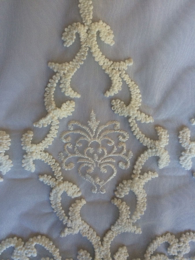 Tul Cu Broderie Alb Cu Alb, Otto House