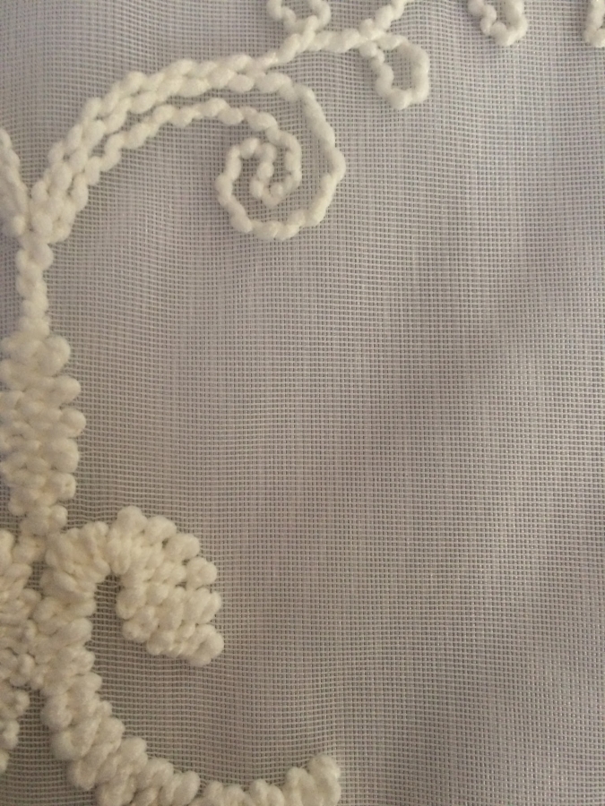 Tul Cu Broderie Alb Cu Alb, Otto House